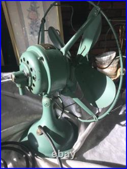 Antique WESTINGHOUSE 315734 A 15 Tall DESK FAN 4 Blade GREEN 3 Speed 15 ...